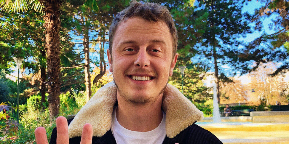 Le Youtubeur Norman est papa ! - Radio SCOOP