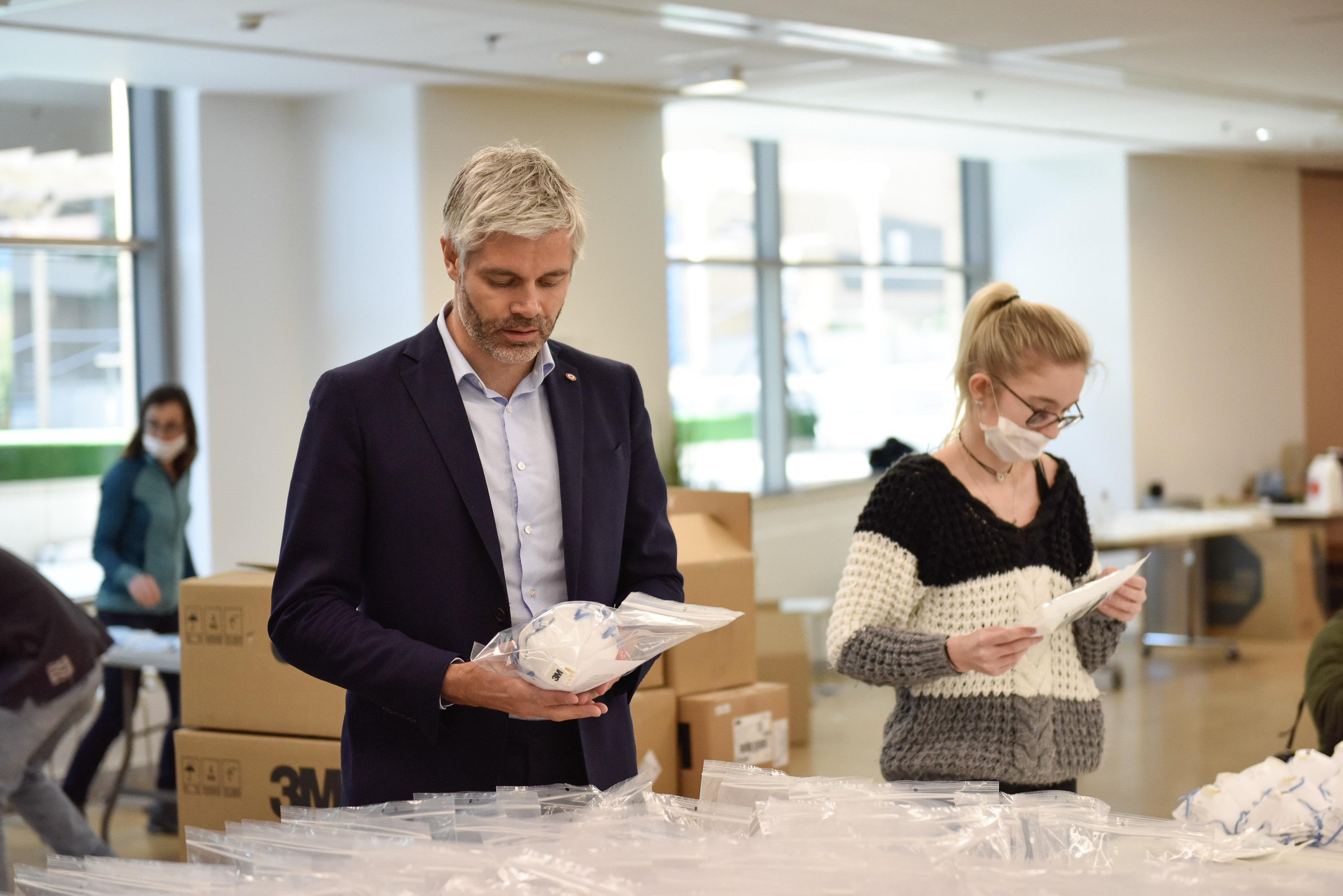Des kits de protection pour les professionnels de santé en Auvergne ...