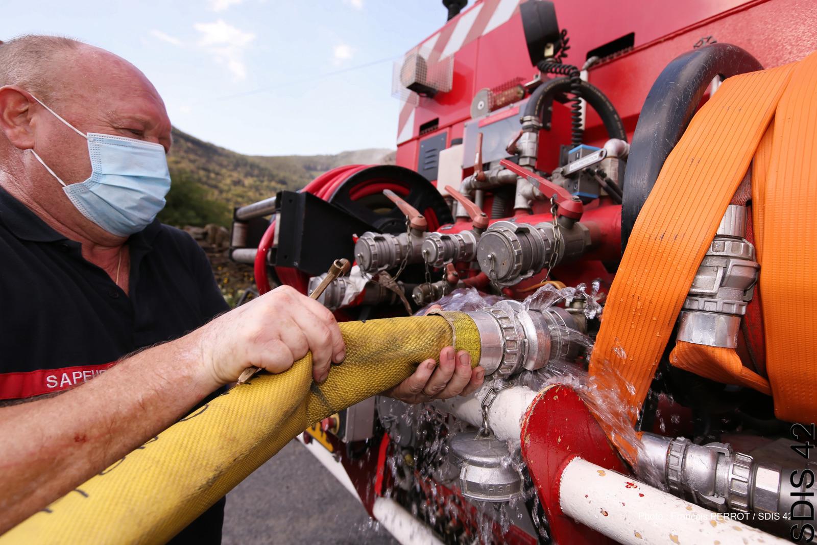 Les pompiers de la Loire se forment aux feux de forêt ce vendredi ...