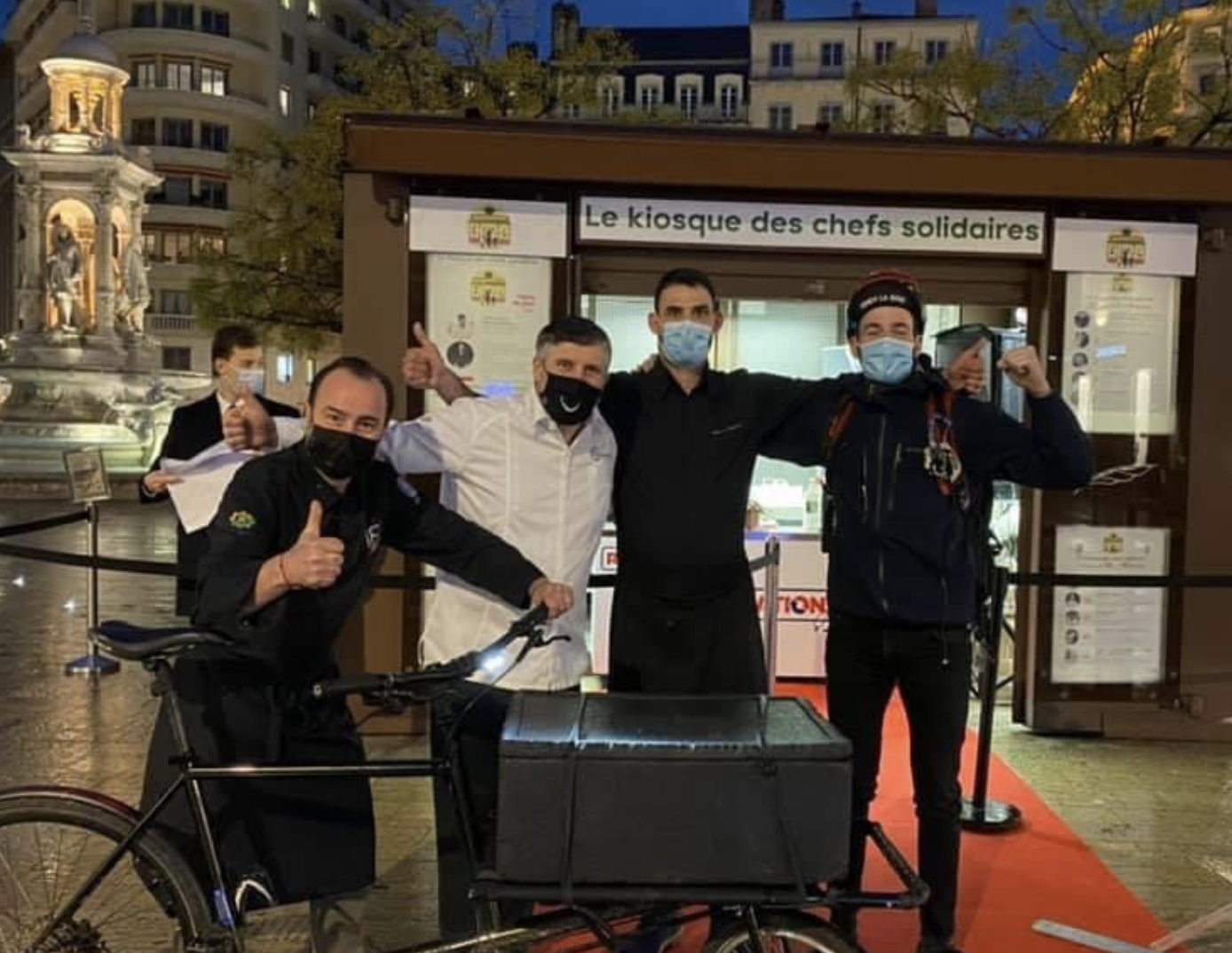 Lyon : des Chefs lyonnais lancent un Kiosque de la gastronomie ...