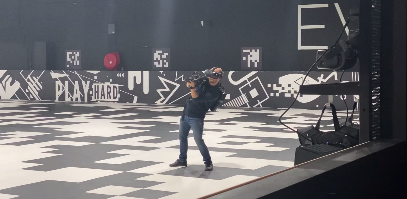 EVA, un nouveau terrain de jeu pour la réalité virtuelle près de Lyon ...