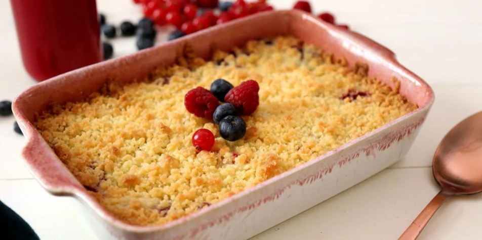 Un Crumble aux fruits rouges - Radio SCOOP