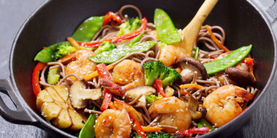 Legumes Et Crevettes Au Wok