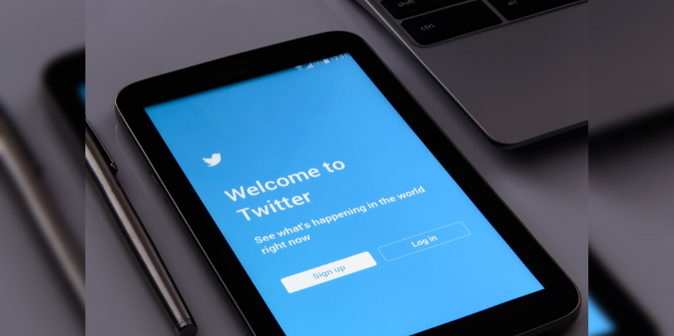 Rachat de Twitter : les tweets qui ont marqué l'histoire du réseau ...