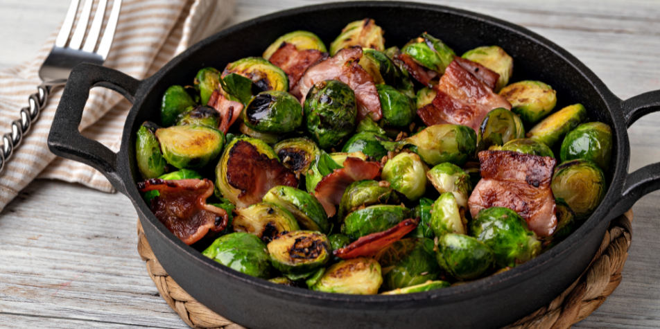 Plat du jour : Poêlée de choux de Bruxelles et marrons au bacon - Radio ...