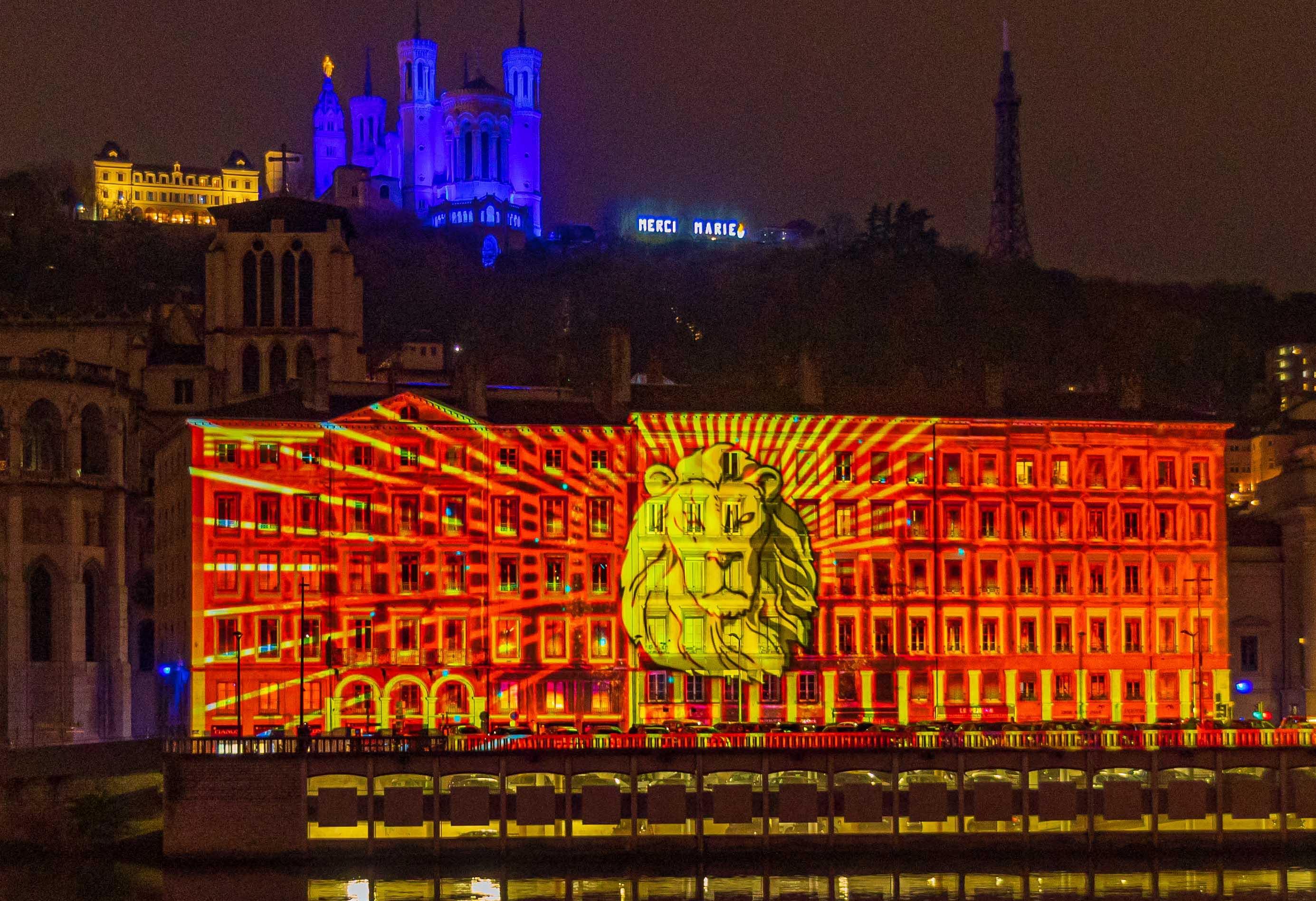 [PHOTOS] Découvrez les photos de la Fête des Lumières 2022 - Impact FM