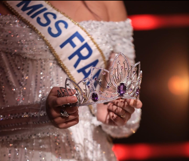 Miss France 2025 : voici les portraits officiels des candidates - Radio ... Miss France 2025 : voici les portraits officiels des candidates - Radio ...