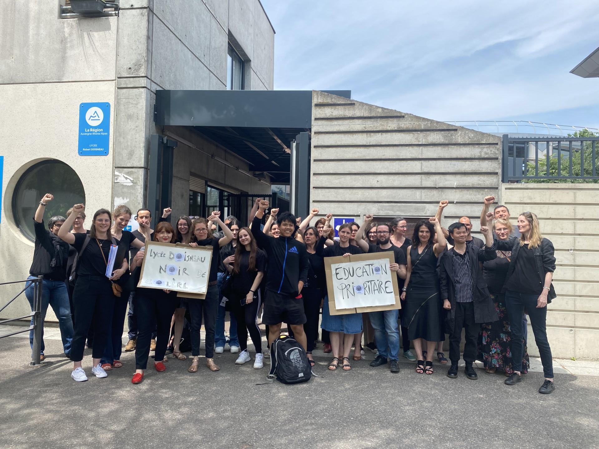 Vaulx-en-Velin : une deuxième journée noire pour les professeurs du ...