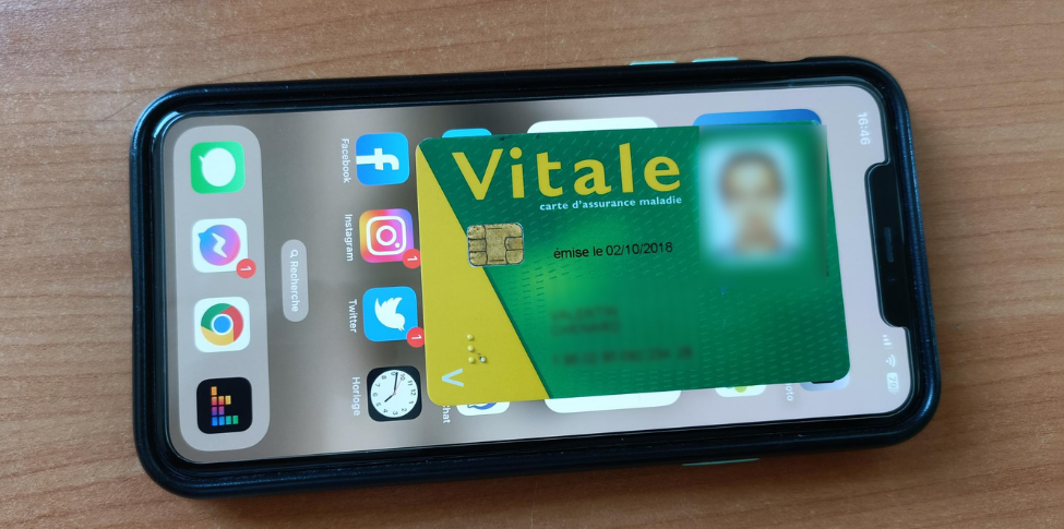 Carte Vitale sur smartphone : tout ce qu'il faut savoir - Radio SCOOP