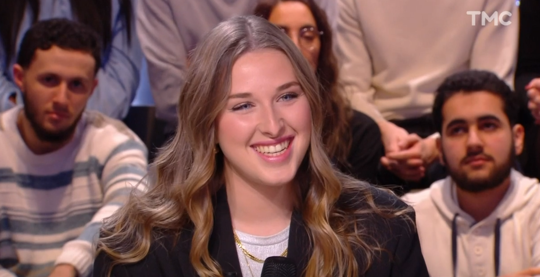 "Star Academy" : Héléna Bailly partage un extrait de son premier single ...