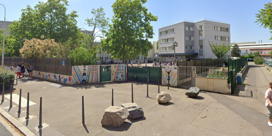 Horaires du périscolaire dans les écoles de Lyon : la Ville fait volte ...
