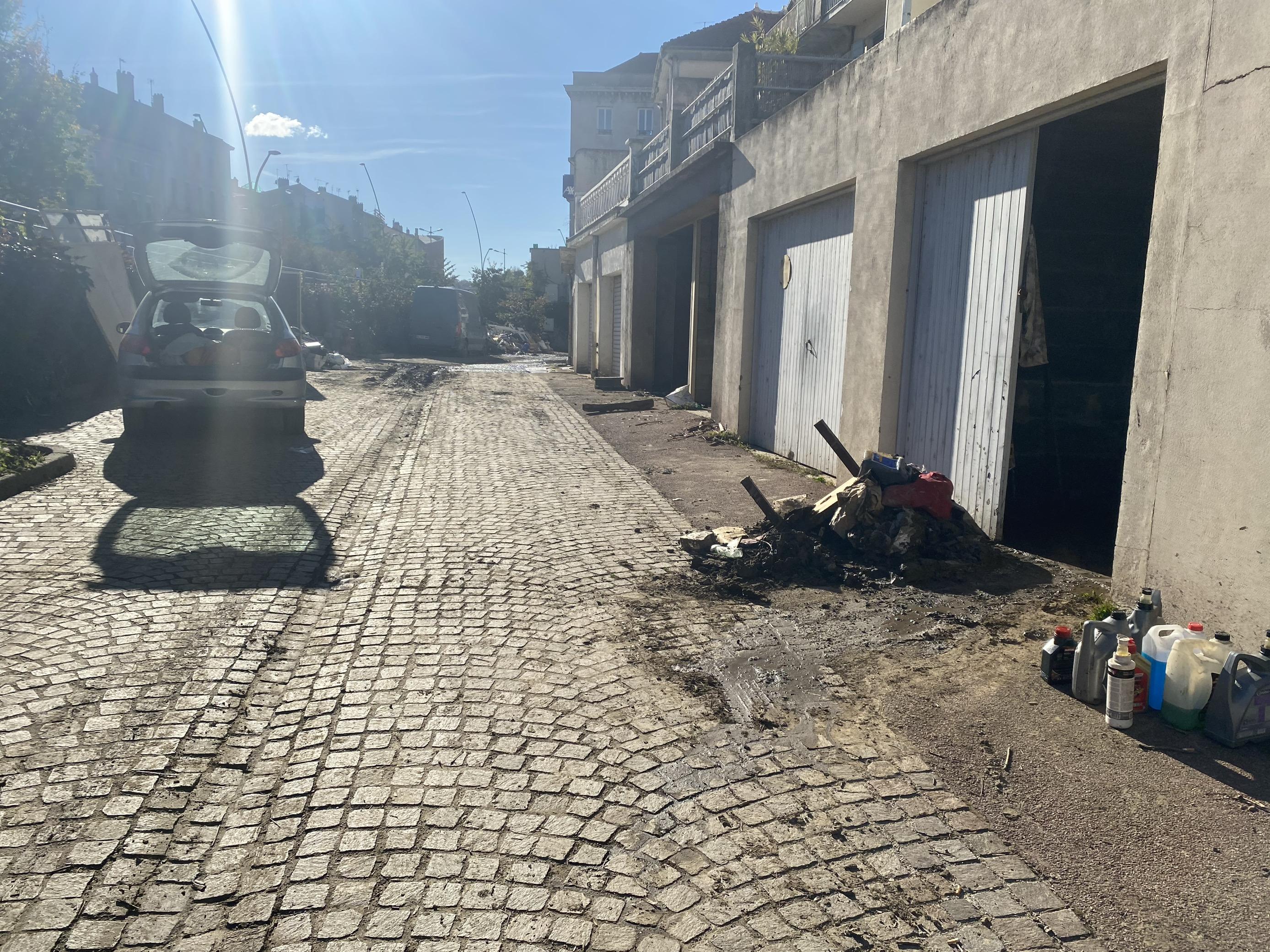 En Difficulté économique Après Les Inondations Rive De Gier Demande L
