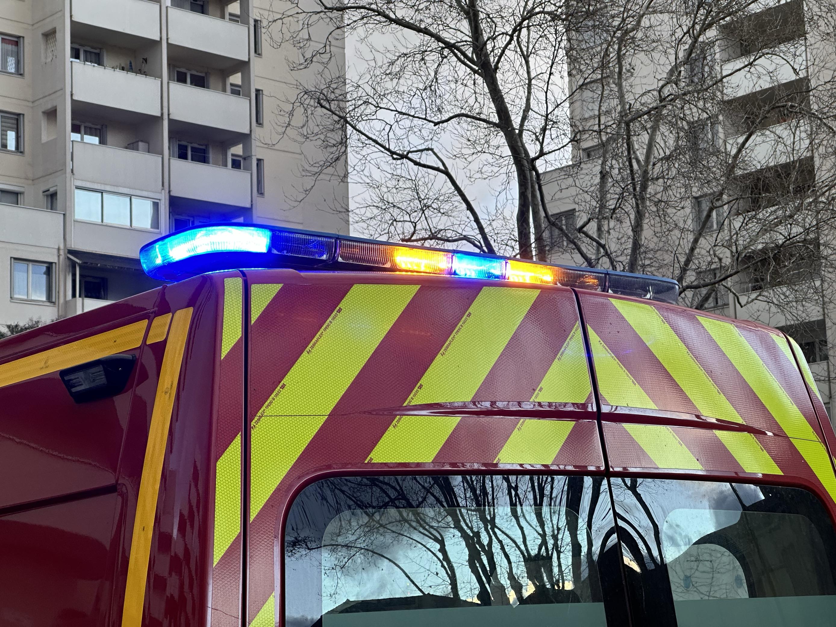 Lyon : un accident entre une voiture et une trottinette à Montplaisir - Radio SCOOP