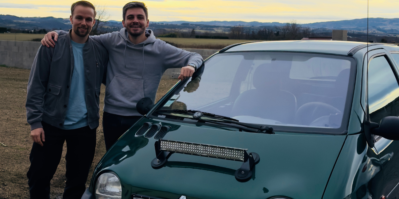 Twing Raid 2025 avec les Frérots de la Twingo - Radio SCOOP