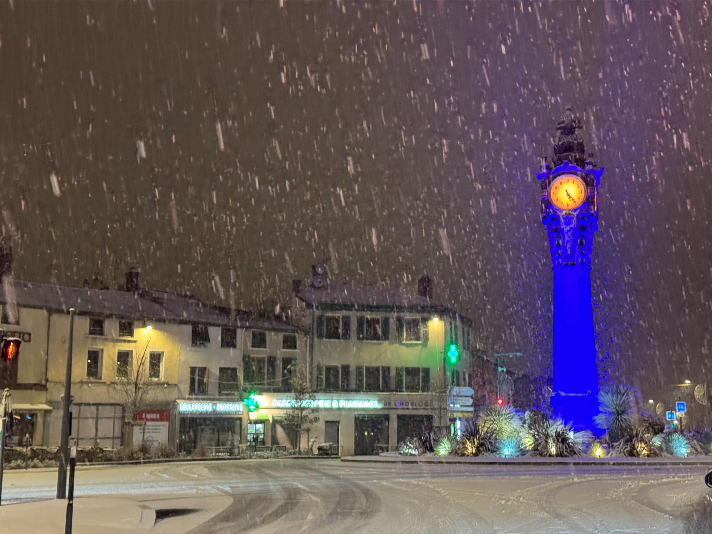 [PHOTOS/VIDÉOS] La neige s'est invitée dans le Rhône et la Métropole de ...