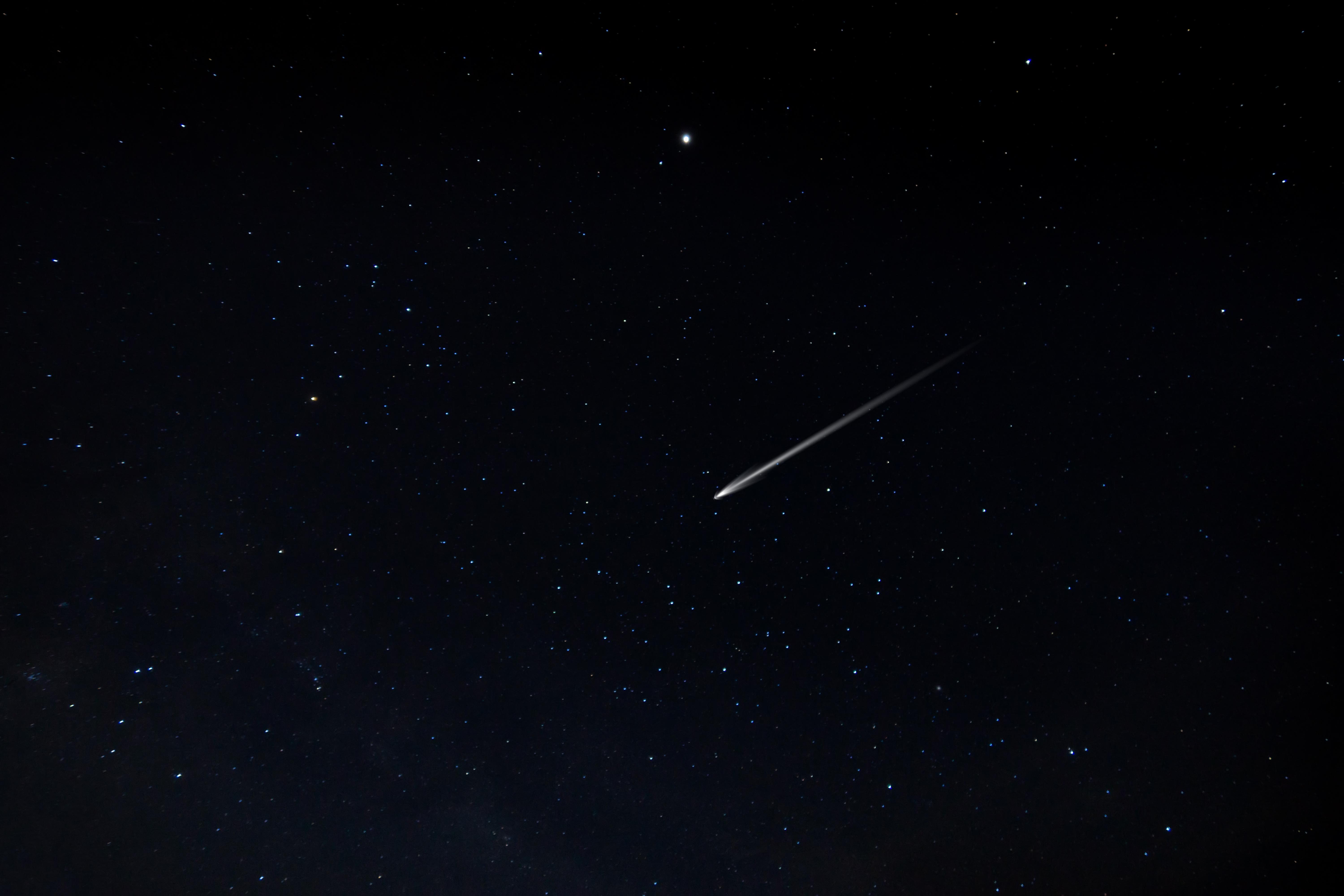 Quelle était cette boule lumineuse qui a traversé le ciel mardi soir ...